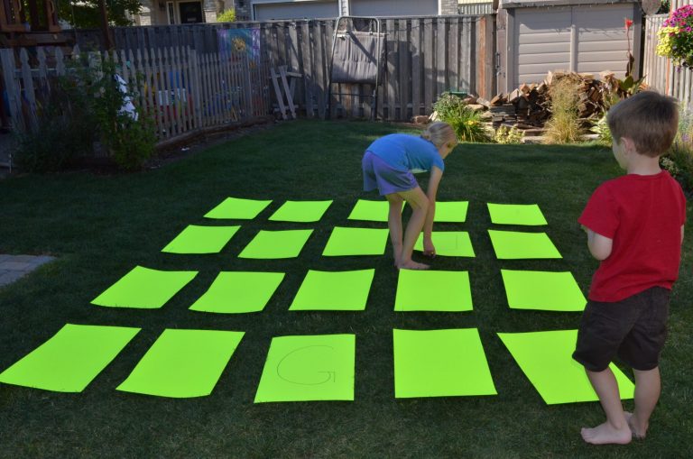 Tutorial: Oversized Memory Game » Dollar Store Crafts